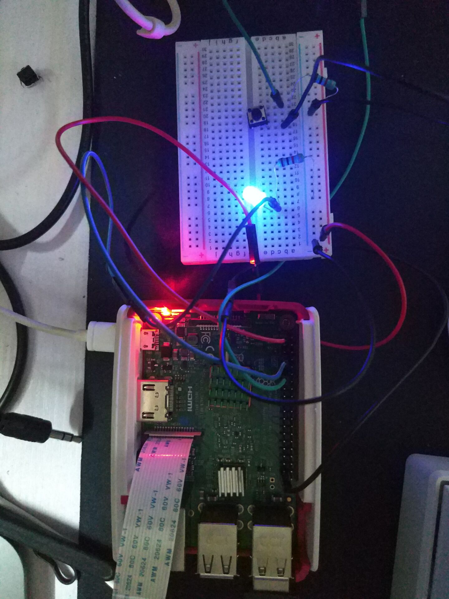 Androidthings学习笔记 Gpio控制led和buttonandroid Gpio Led灯点亮 Csdn博客